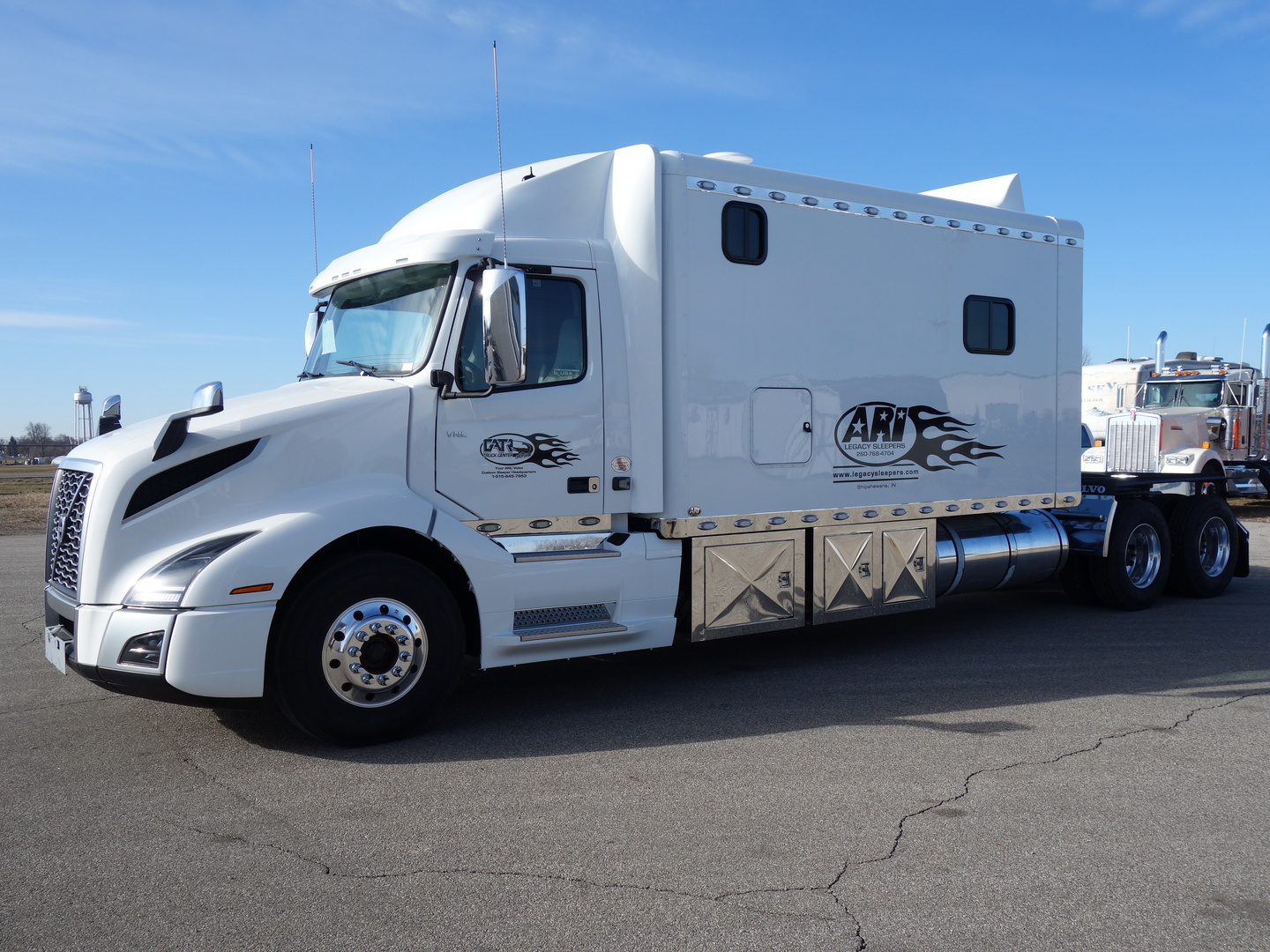 Volvo :: ARI Legacy Sleepers