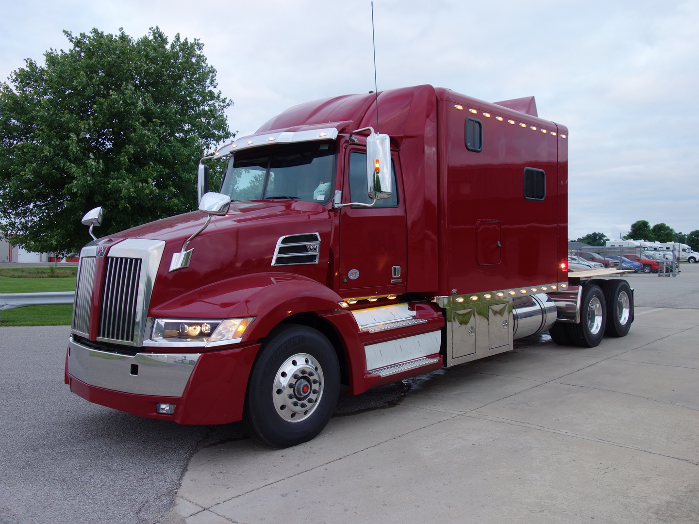 Western Star :: ARI Legacy Sleepers