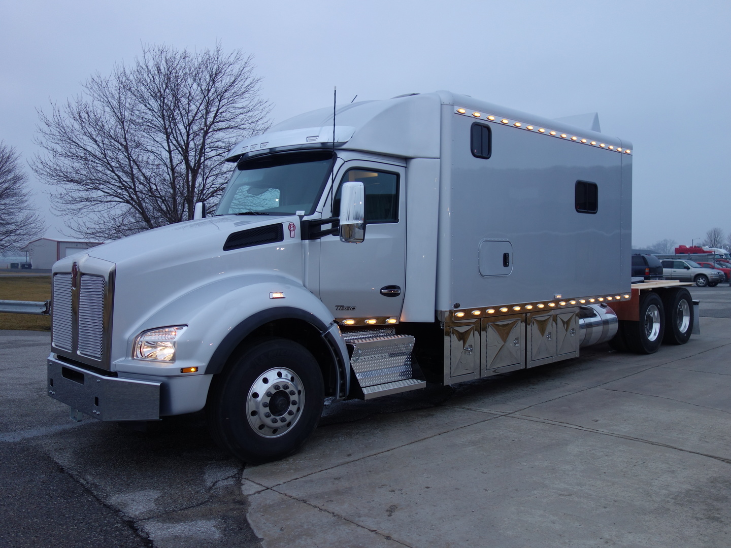 Used Trucks :: ARI Legacy Sleepers